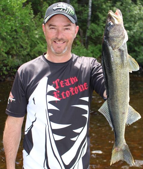 ÉVÈNEMENT DE PÊCHE AVEC DANIEL ROBITAILLE • B.C. Sports Écotone